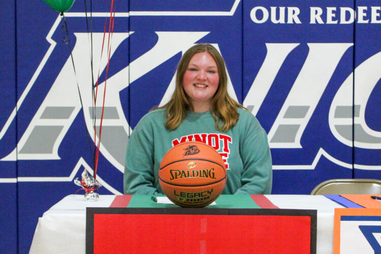Griedl ready for the next chapter, signs with MSU basketball | News ...